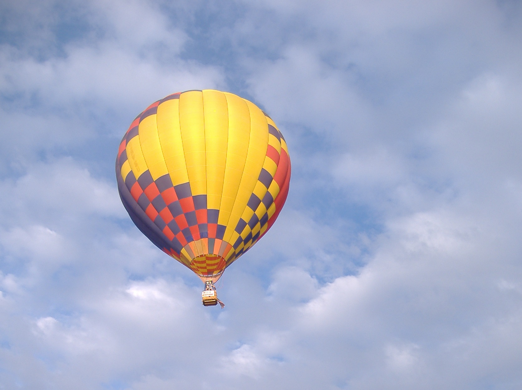 Balloon in flight – Riding the Light